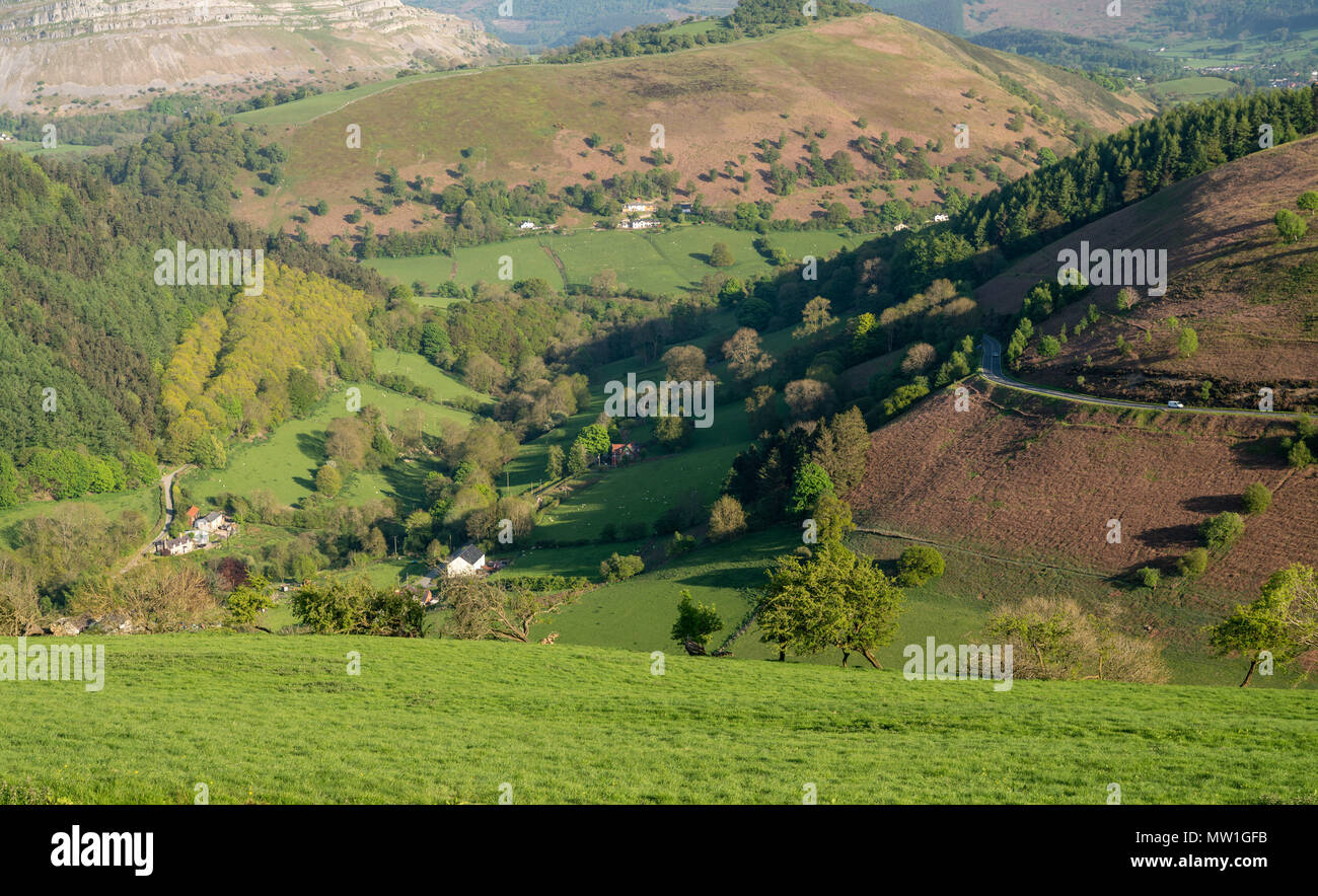 Pass valley wales hi-res stock photography and images - Alamy
