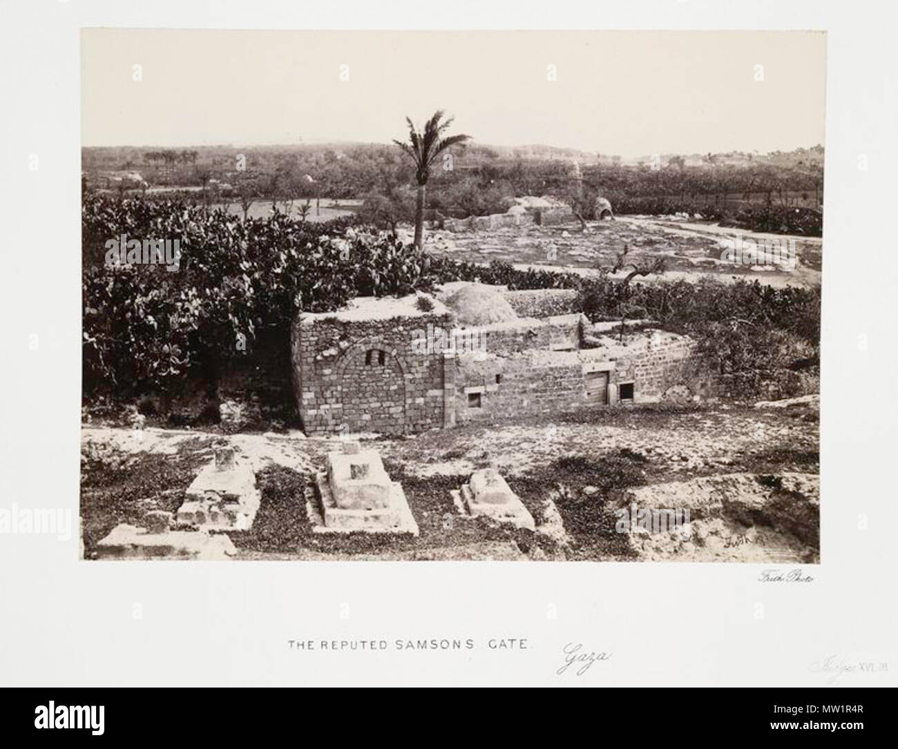 . English: The reputed Samson's Gate, Gaza. between 1862 and 1863 ...