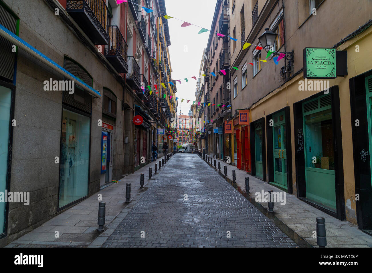 Street view in Madrid, Spain Stock Photo - Alamy