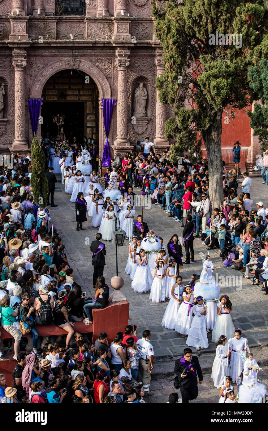 Santo entierro hi-res stock photography and images - Alamy