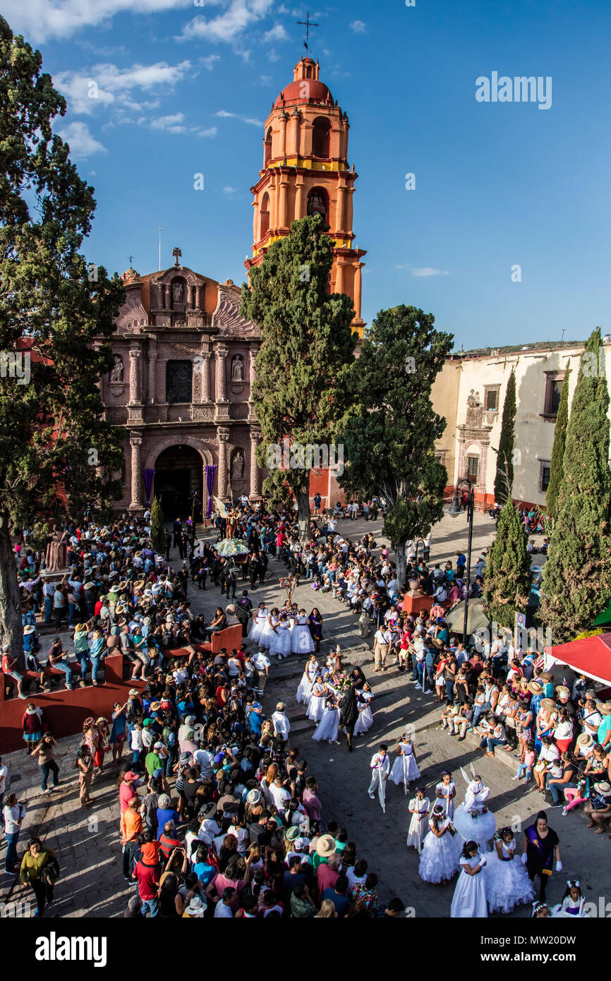 Easter mexico religious parade hi-res stock photography and images - Alamy