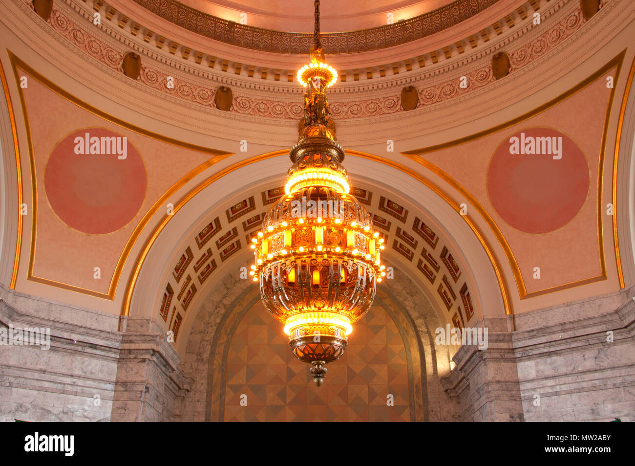 George washington capitol rotunda hi-res stock photography and images ...