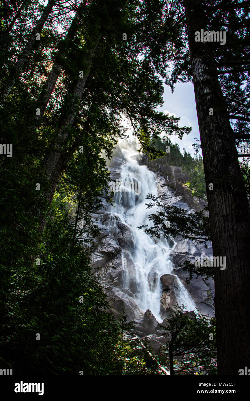 Shannon falls vancouver waterfall hi-res stock photography and images ...