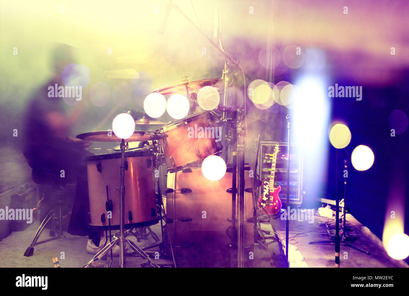 Background music hi-res stock photography and images - Alamy