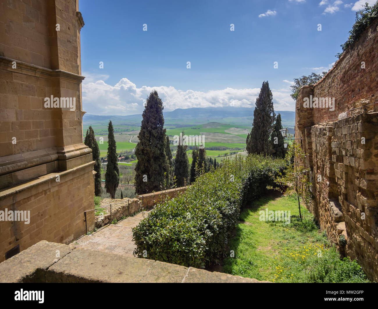 Scenic city walls in medieval town of Pienza, Tuscany Italy Stock Photo ...