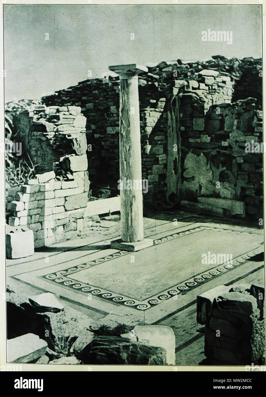 666 Η "Οικία του Ινωπού" στη Δήλο - Perilla Francesco - 1935 Stock ...