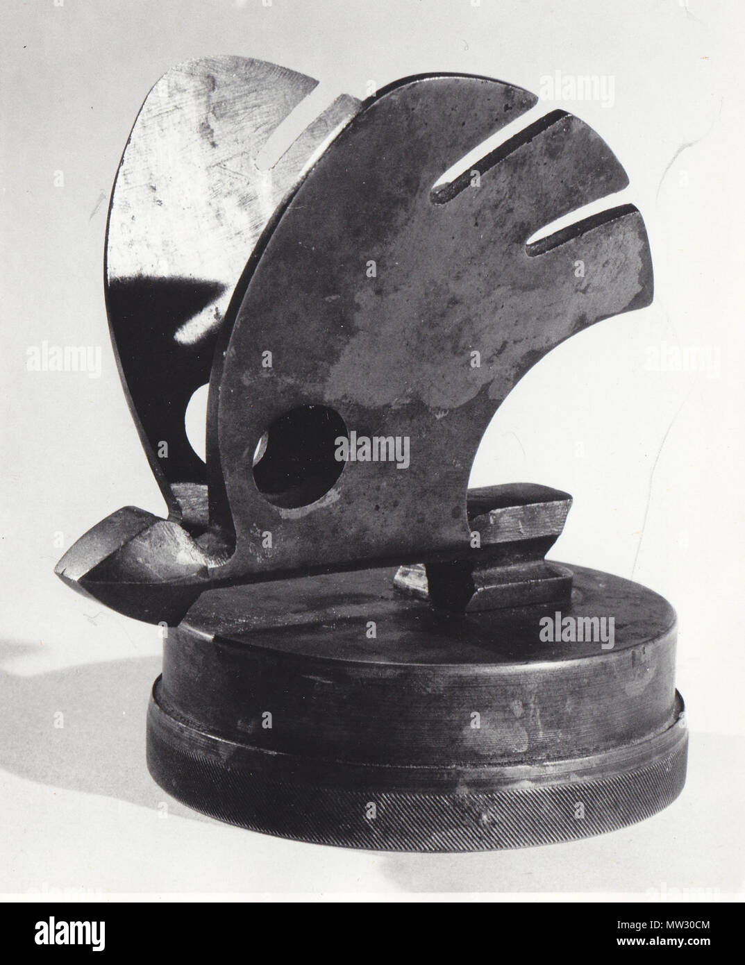 . English: The first prototype of the Skoda emblem, the 'Winged Flying ...