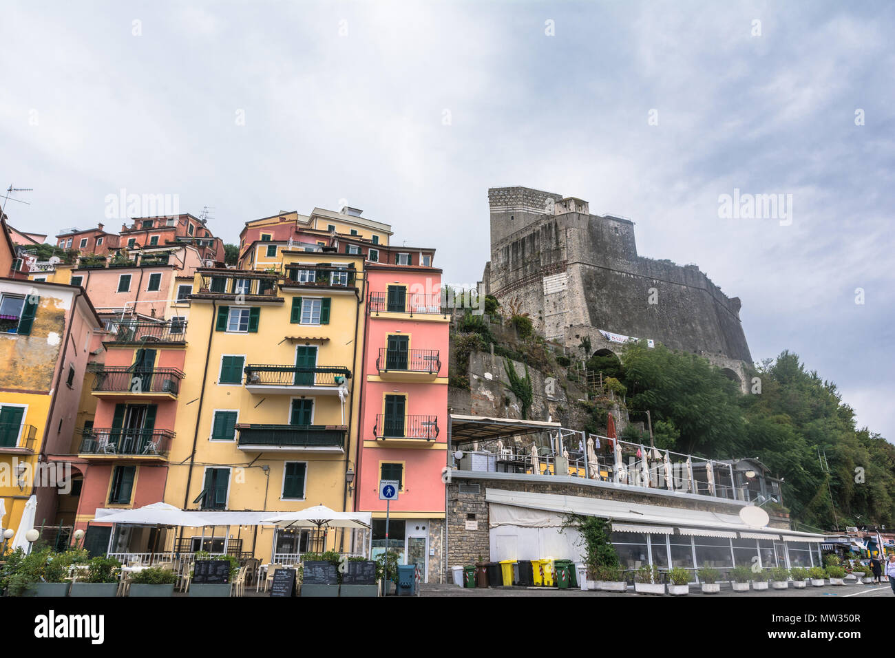 View of Lerici and its castle from the beach, Italy Stock Photo - Alamy