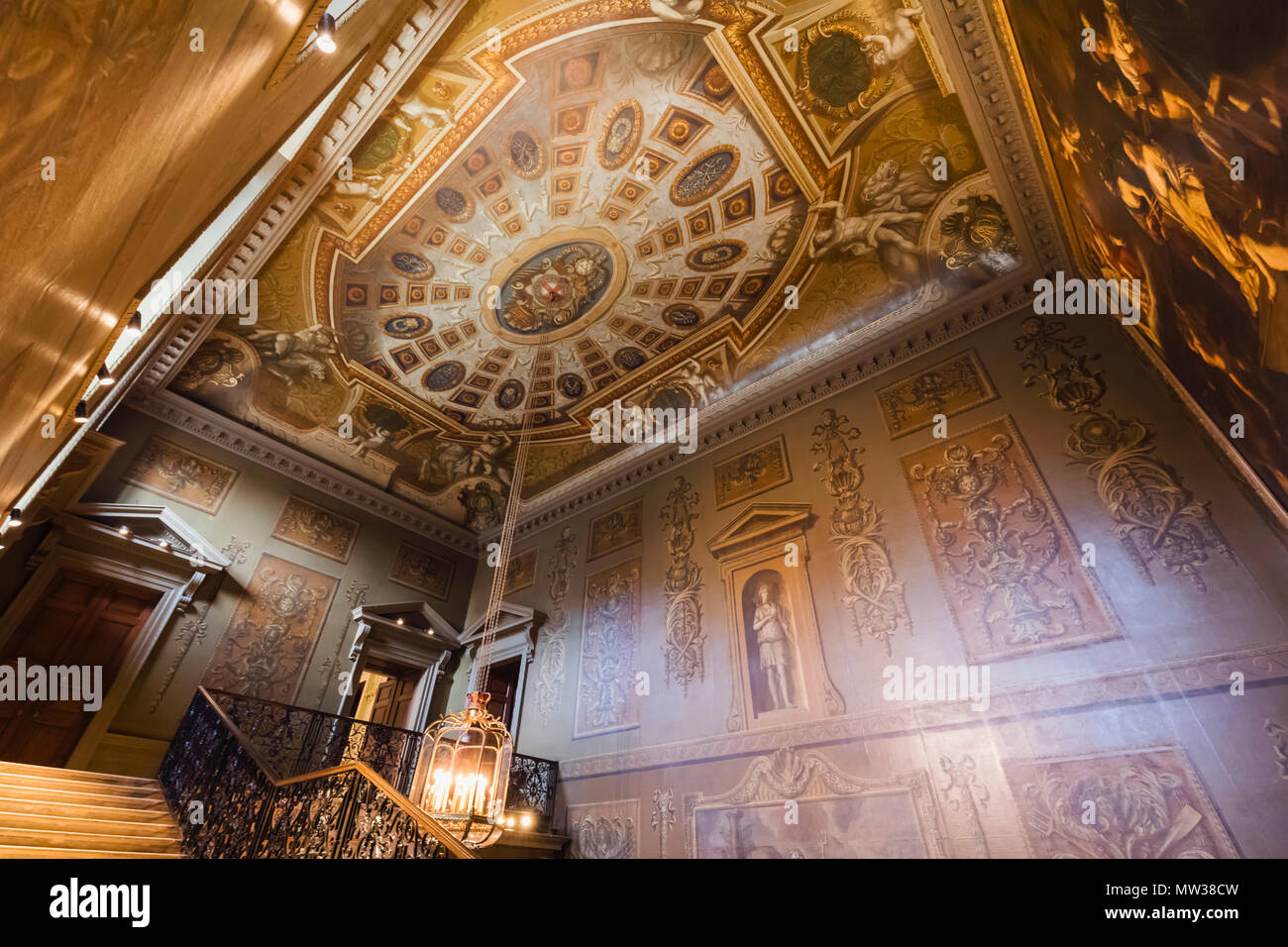 Tudor london thames hi-res stock photography and images - Alamy