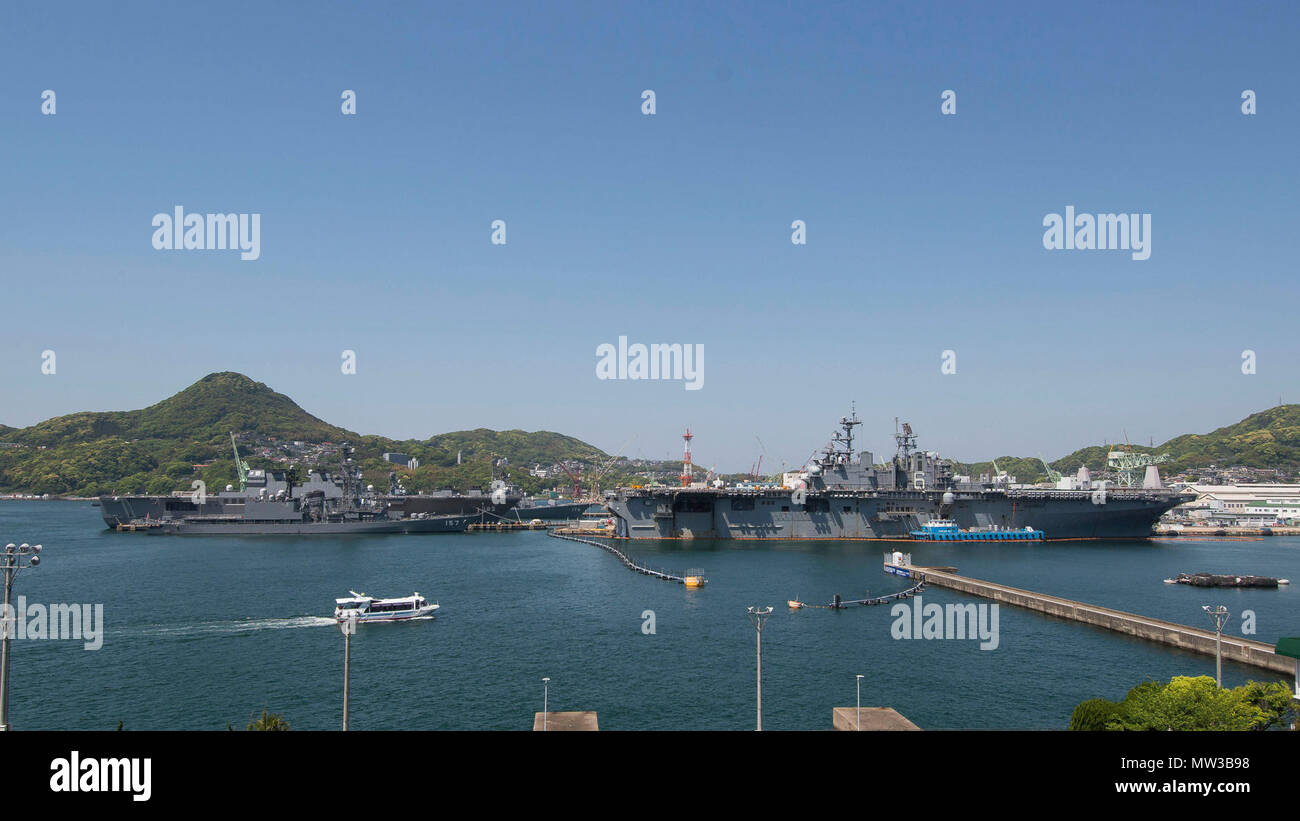 Japan (April 28, 2017) The Hyuga-class helicopter destroyer JDS Ise ...