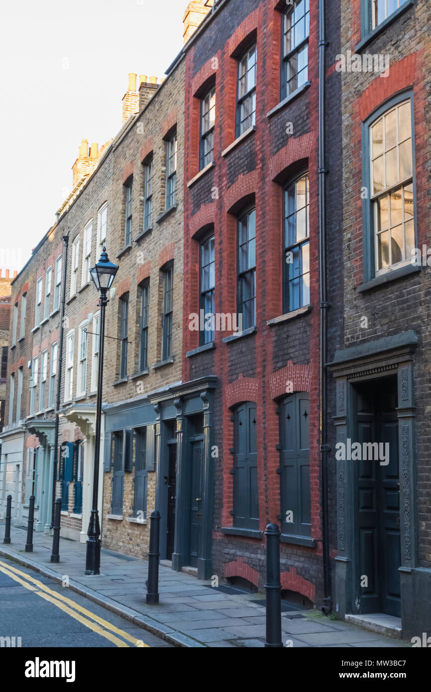 England, London, Shoreditch, Spitafields, Fournier Street Stock Photo ...