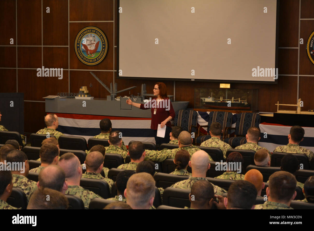 WILLIAMSBURG, VA. - Today Sailors paused their busy schedules to ...