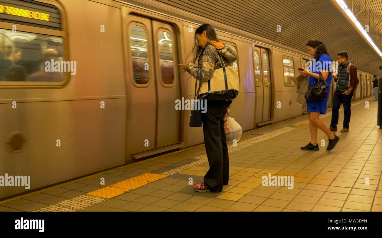 New york intersection subway hi-res stock photography and images - Alamy