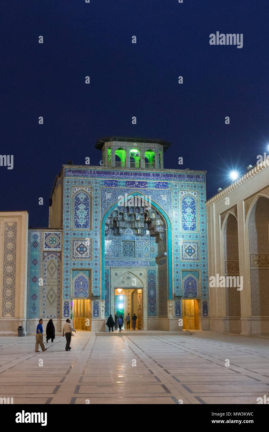 Aramgah e shah e cheragh hi-res stock photography and images - Alamy