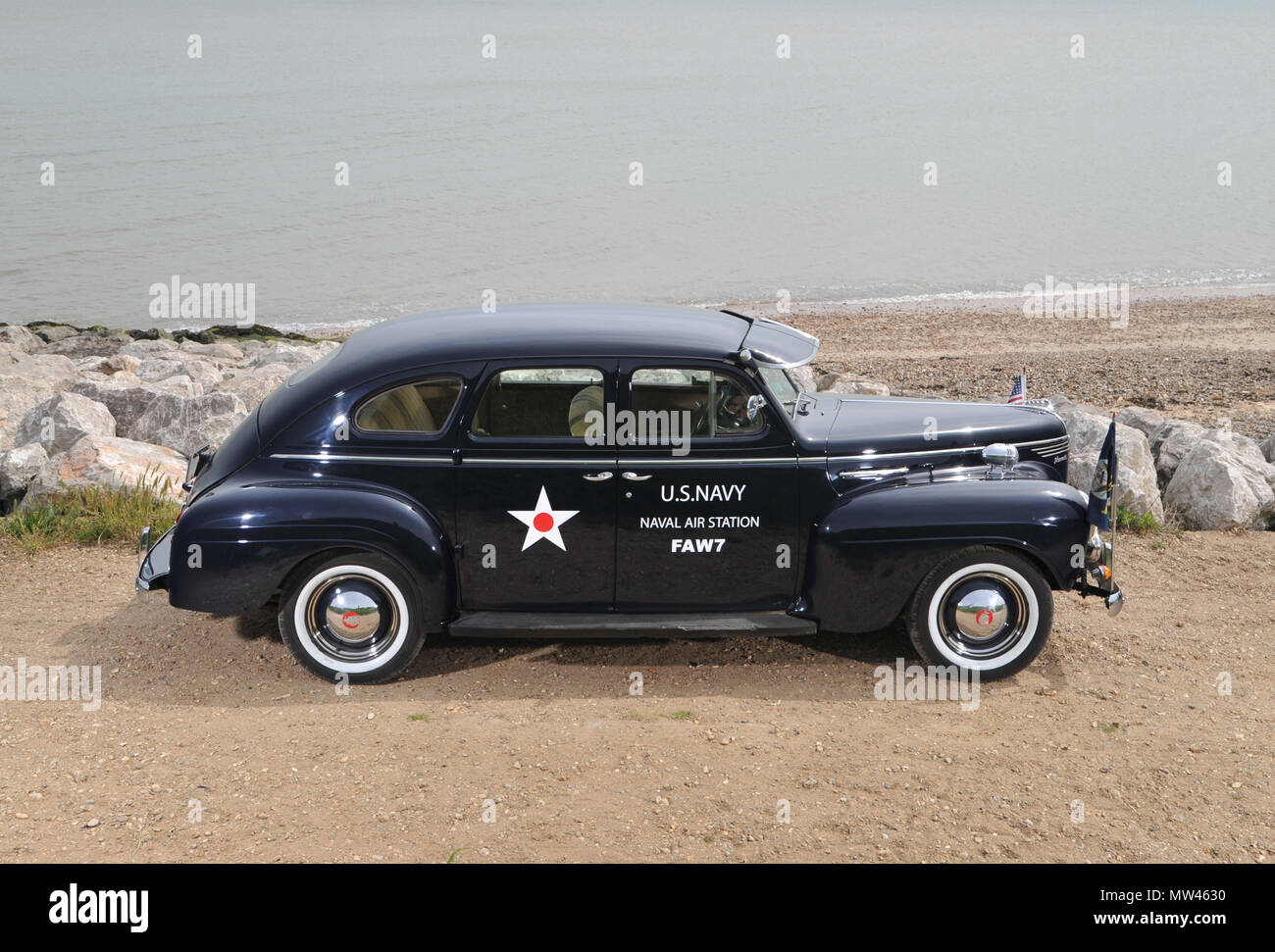 World war vintage staff car hi-res stock photography and images - Alamy