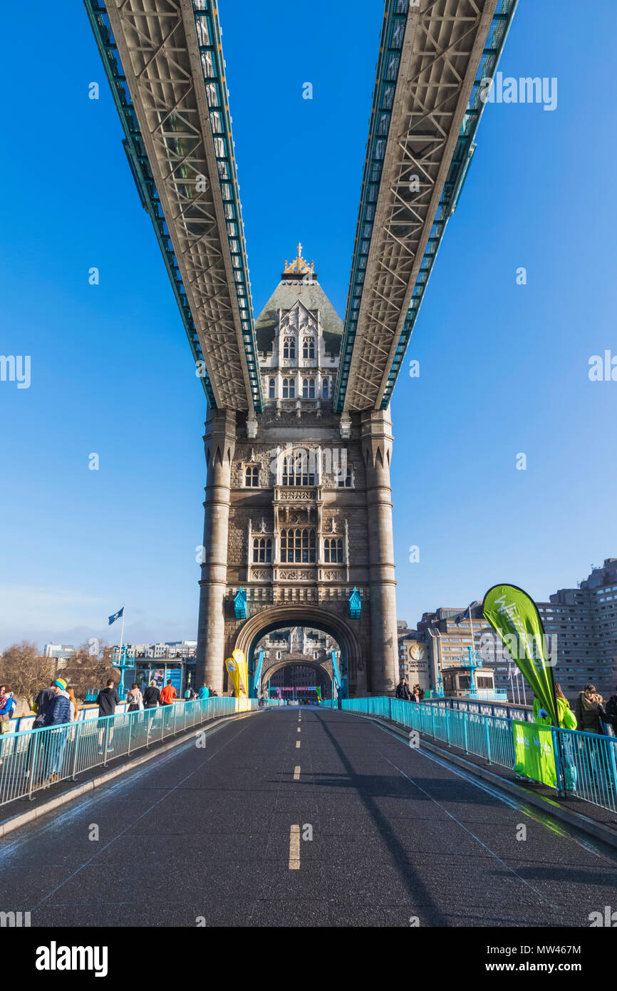 England, London, Tower Bridge and Empty Road Stock Photo - Alamy