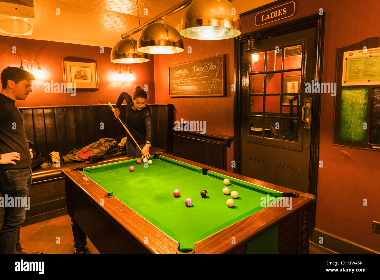 England, London, Southwark, Anchor Tap Pub, Couple Playing Pool Stock ...