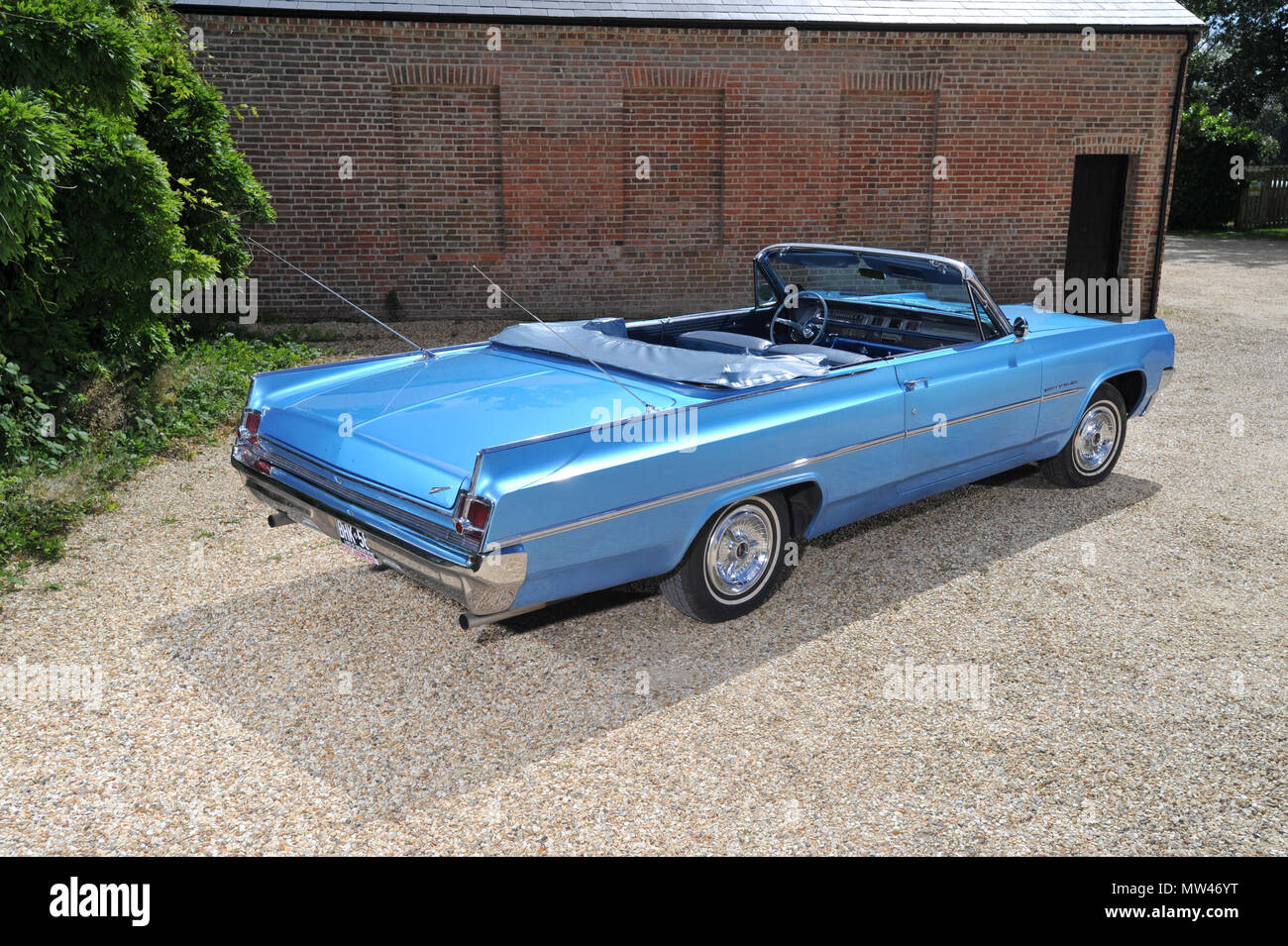 Oldsmobile Dynamic 88 Stock Photos & Oldsmobile Dynamic 88 Stock Images ...