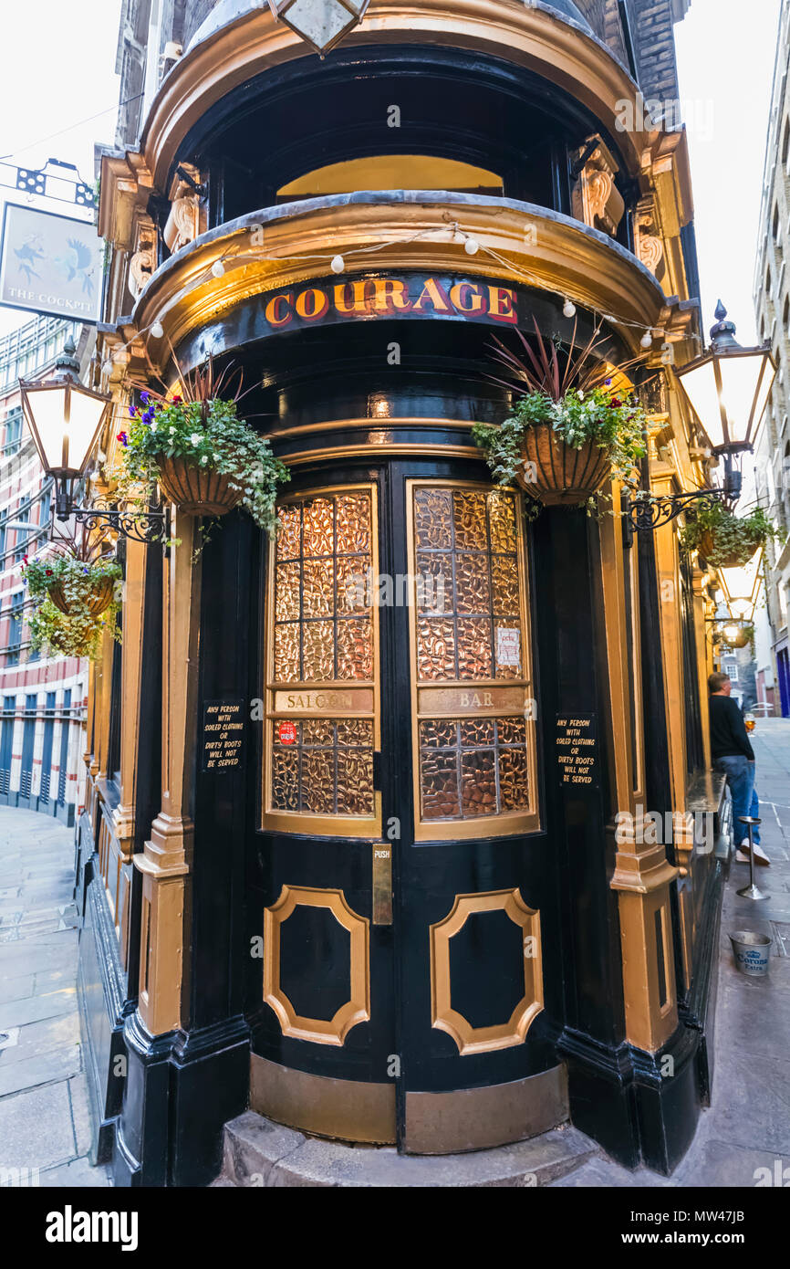 England, London, The City of London, The Cockpit Pub Stock Photo - Alamy