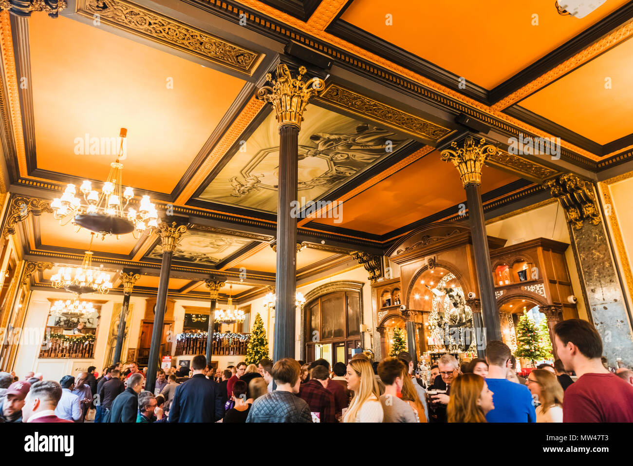 England, London, The City of London, The Knights Templar Pub Stock ...