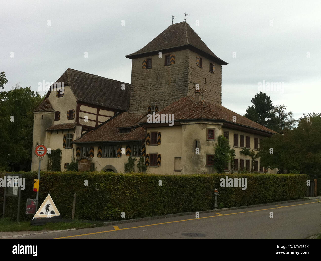 . English: Castle of Hegi Deutsch: Schloss Hegi . N-Gee 546 Schloss ...