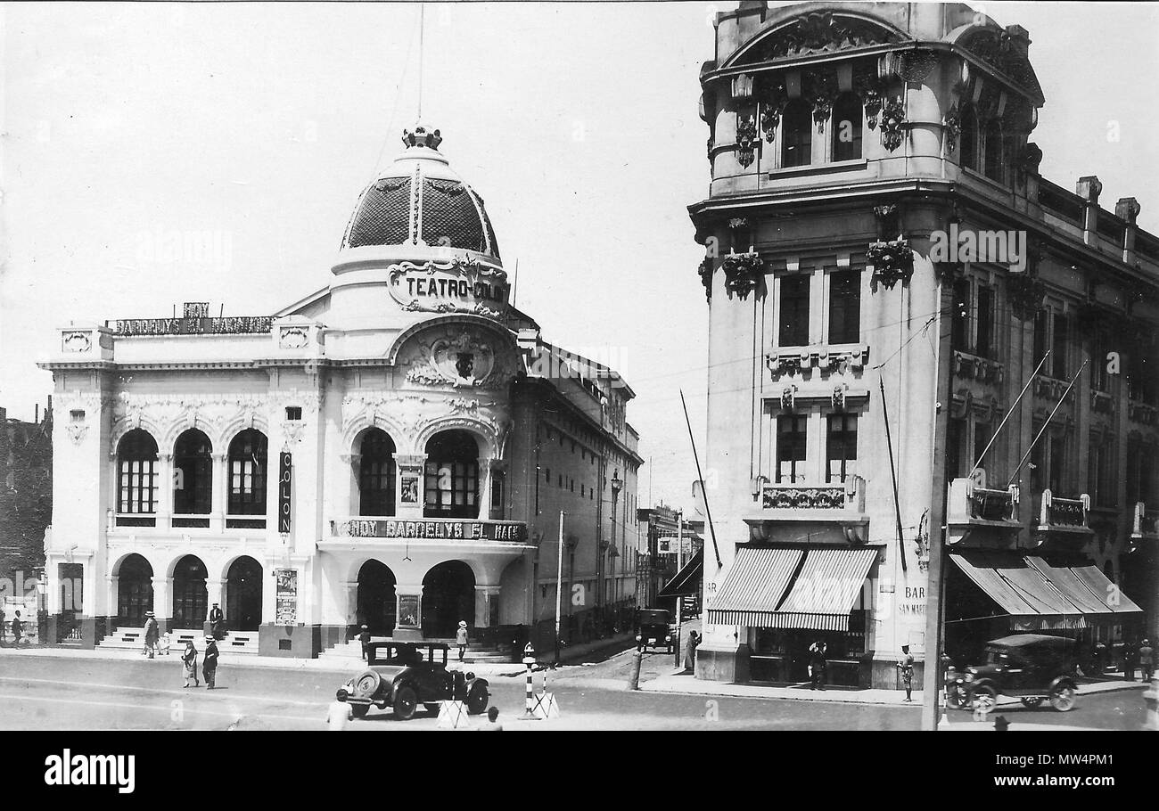 Edificio colon hi-res stock photography and images - Alamy