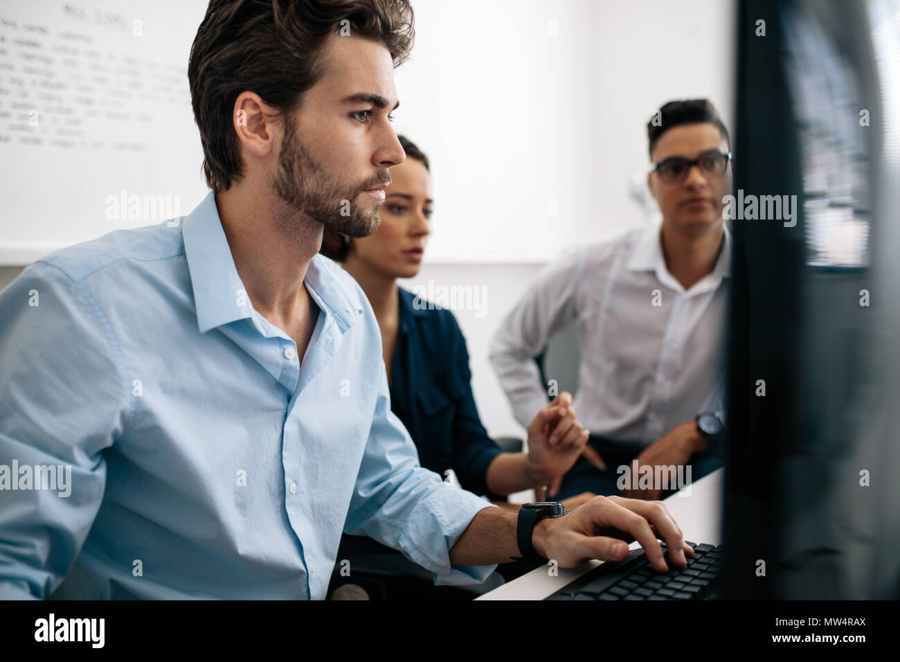 Software applications hi-res stock photography and images - Alamy