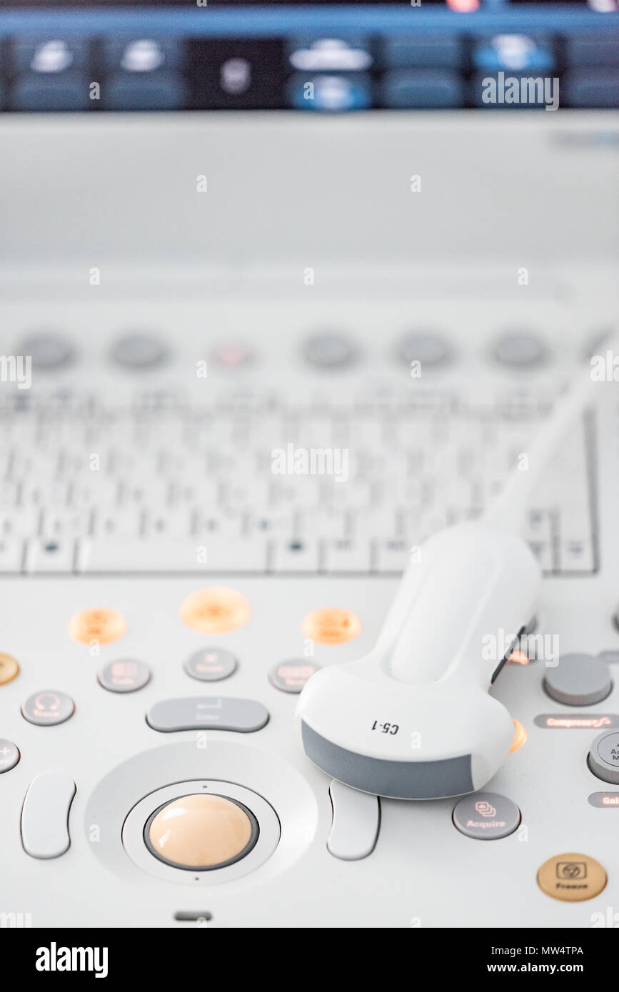 Modern ultrasonic device with sensors Stock Photo - Alamy