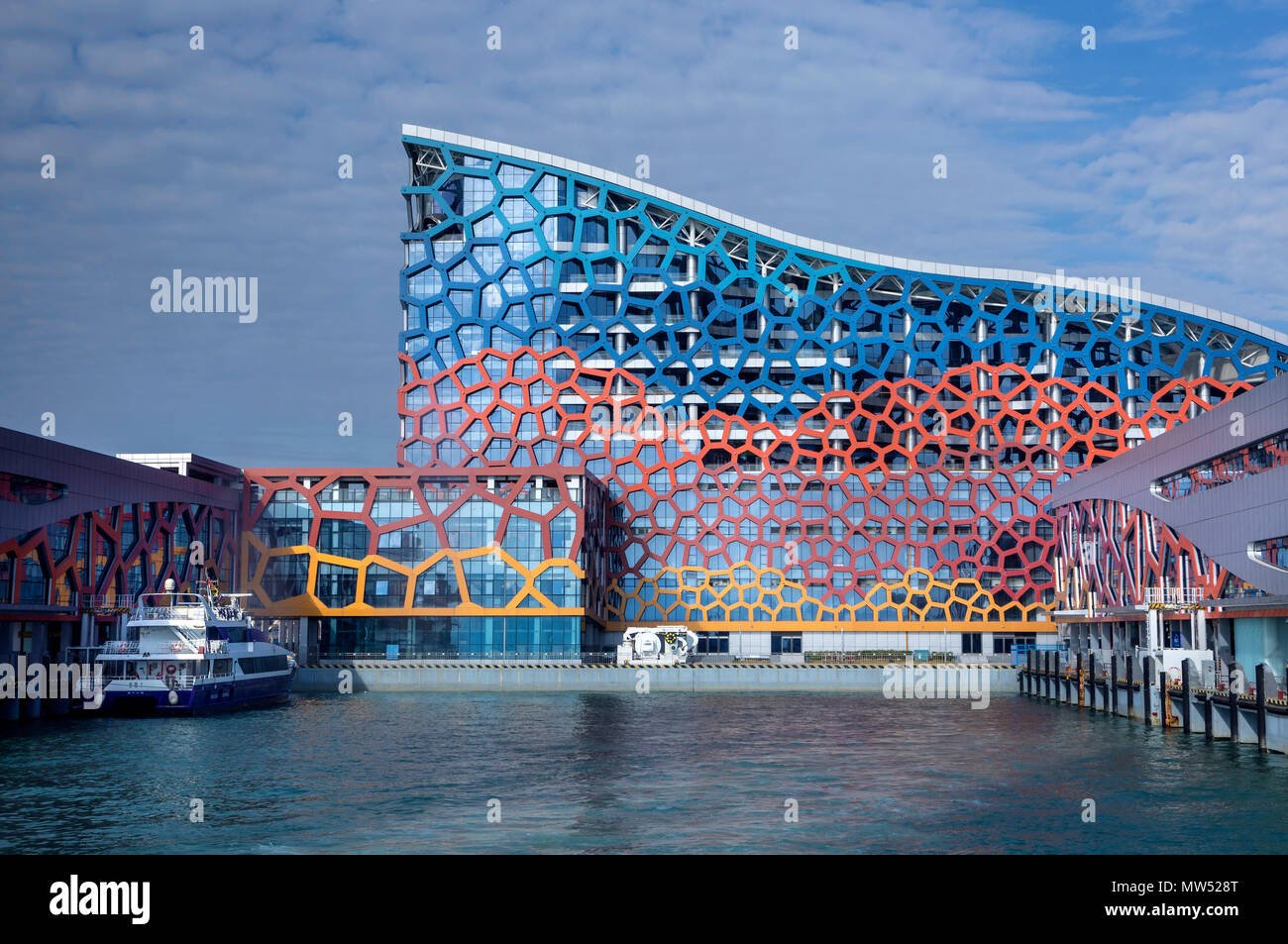 Shekou china hi-res stock photography and images - Alamy