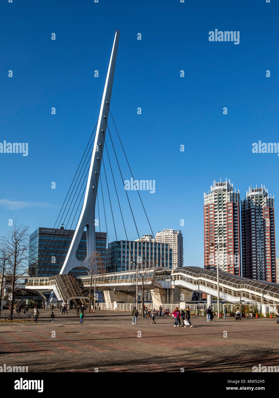 Teleport bridge hi-res stock photography and images - Alamy
