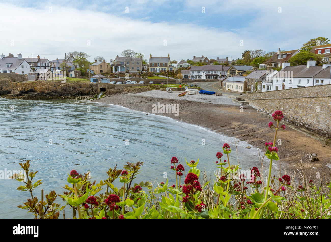 UK, North Wales, Anglesey. 16th May 2018. Views of the fishing village ...
