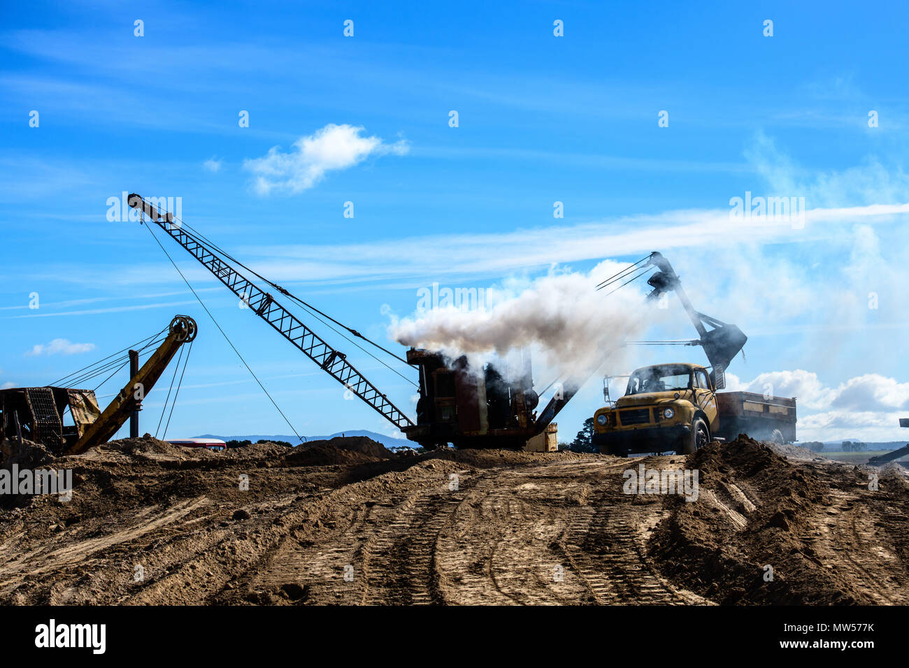Steam shovels hi-res stock photography and images - Alamy