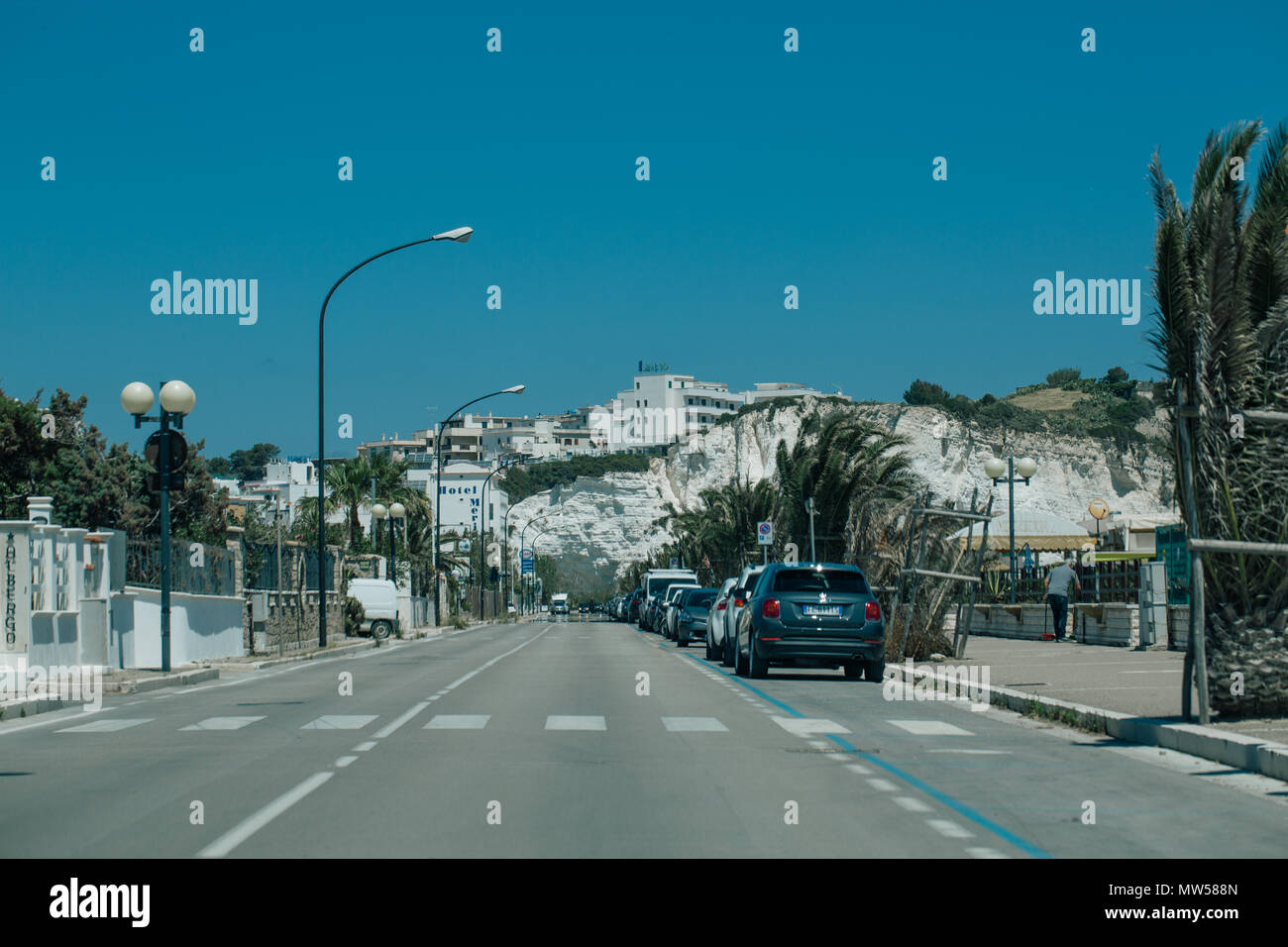 Traditional apulian round stone hi-res stock photography and images - Alamy