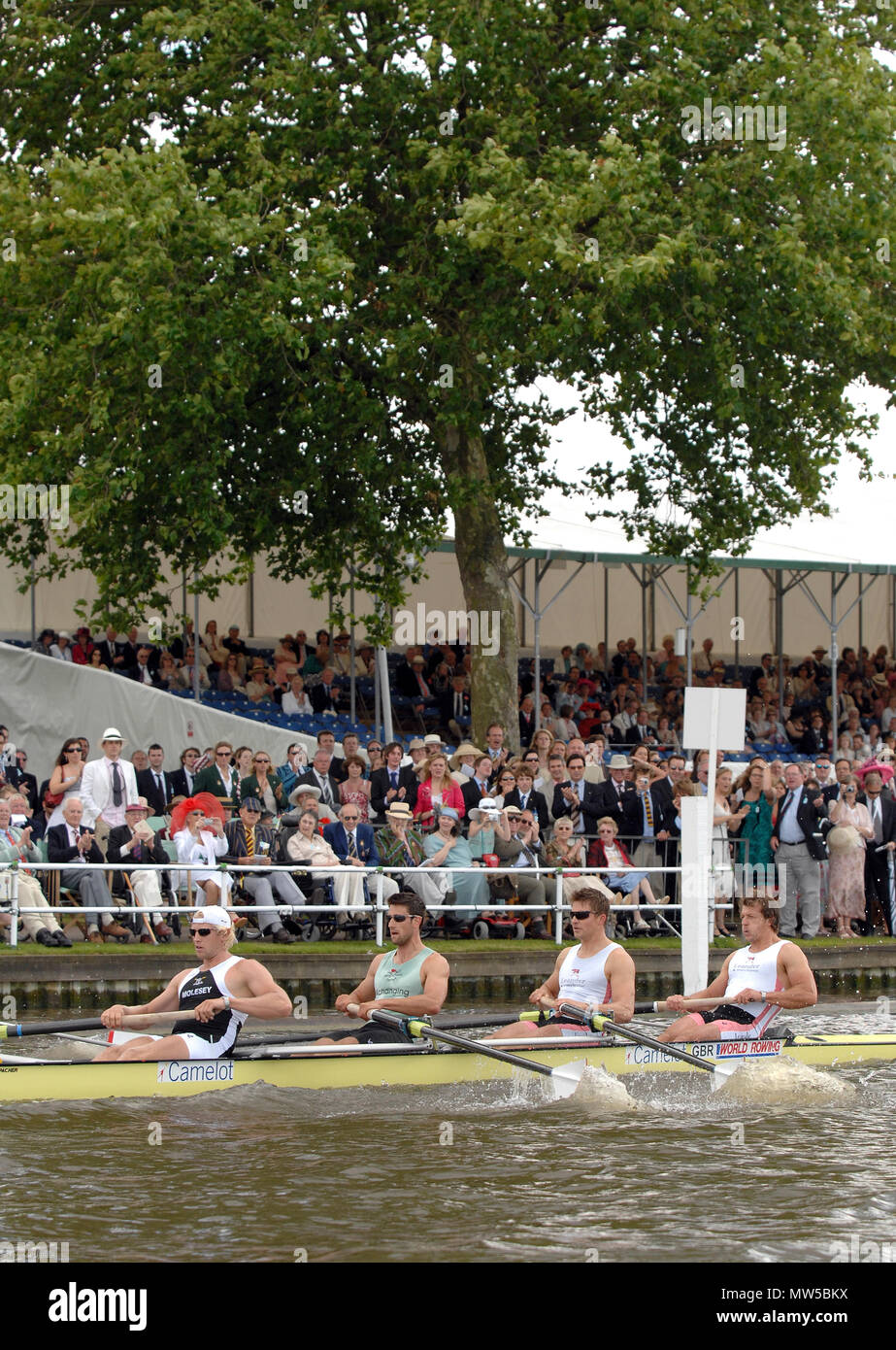 Henley royal regatta 2007 hi-res stock photography and images - Alamy