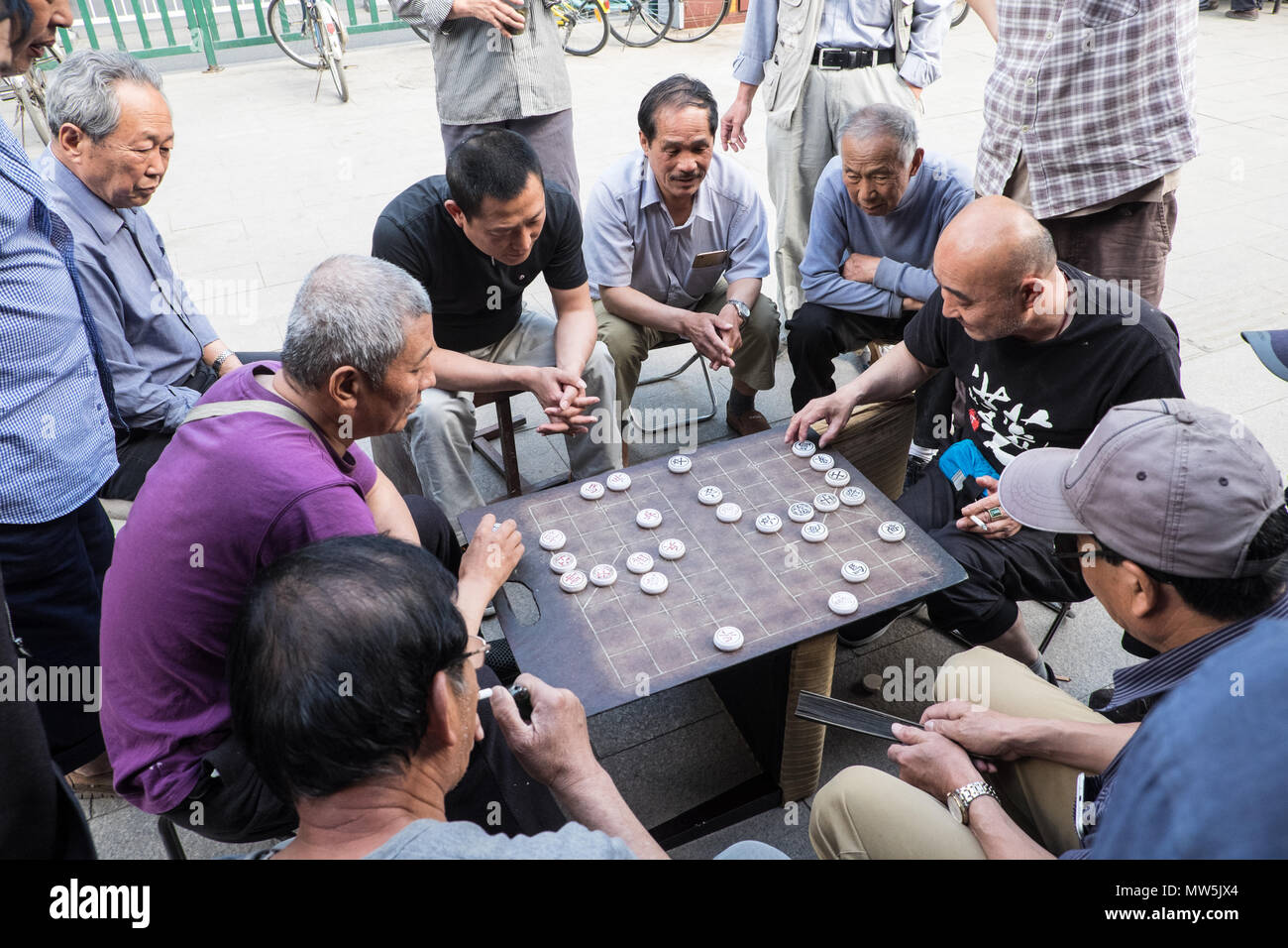 On,street,men,playing,Chinese,chess,mahjong,go,boardgame,game,in ...