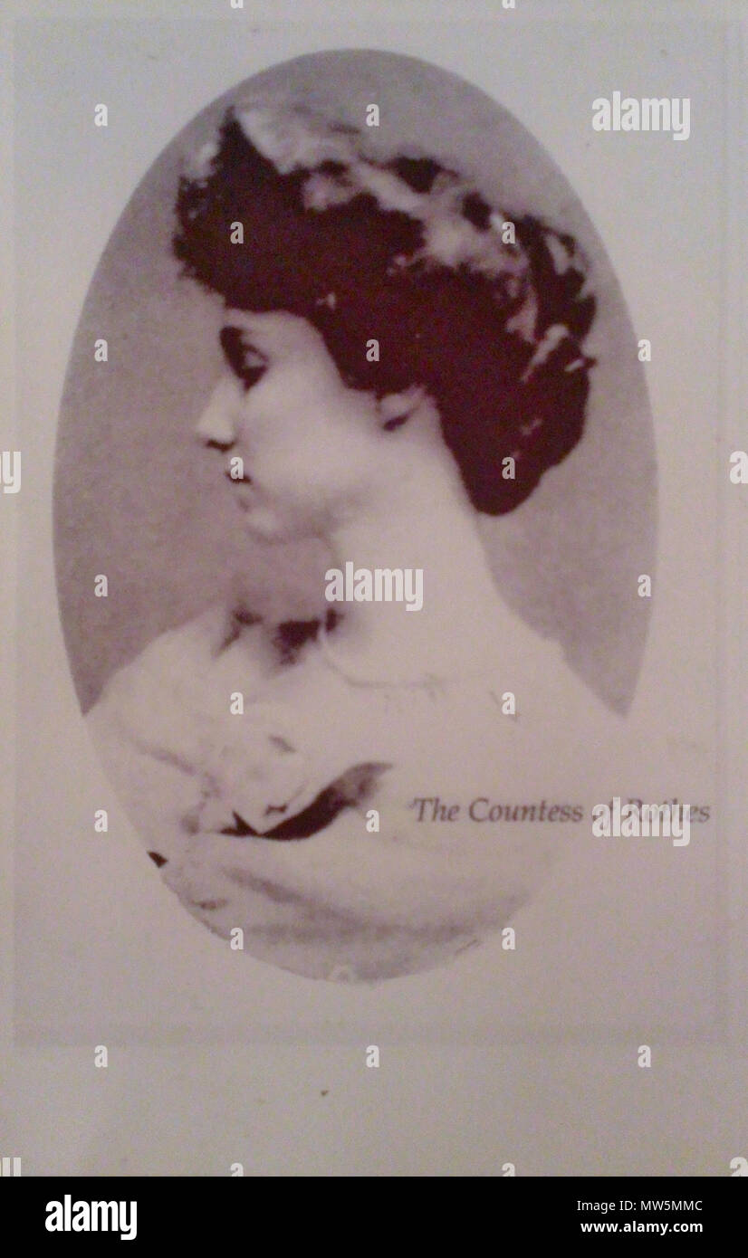 . English: Noël Leslie, Countess of Rothes (1900-1927), Titanic ...