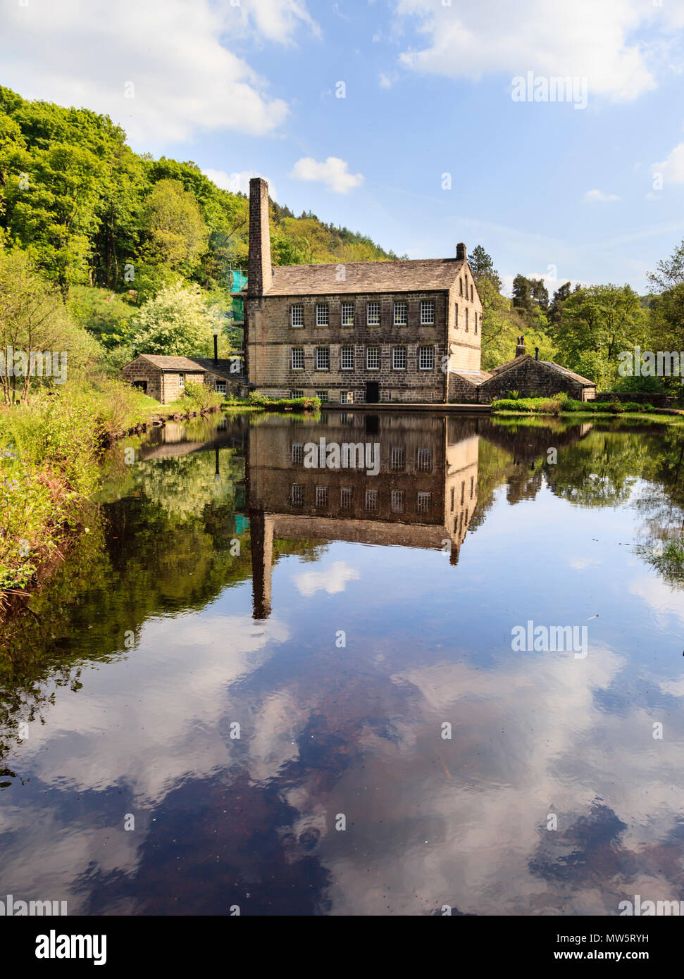 Gibson mill reflection hi-res stock photography and images - Alamy