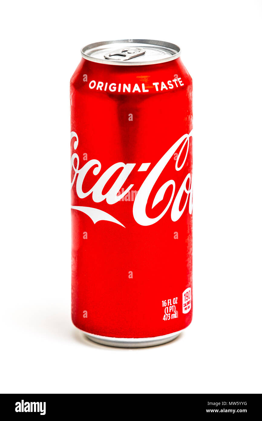A 16 ounce can of Coca Cola Stock Photo - Alamy