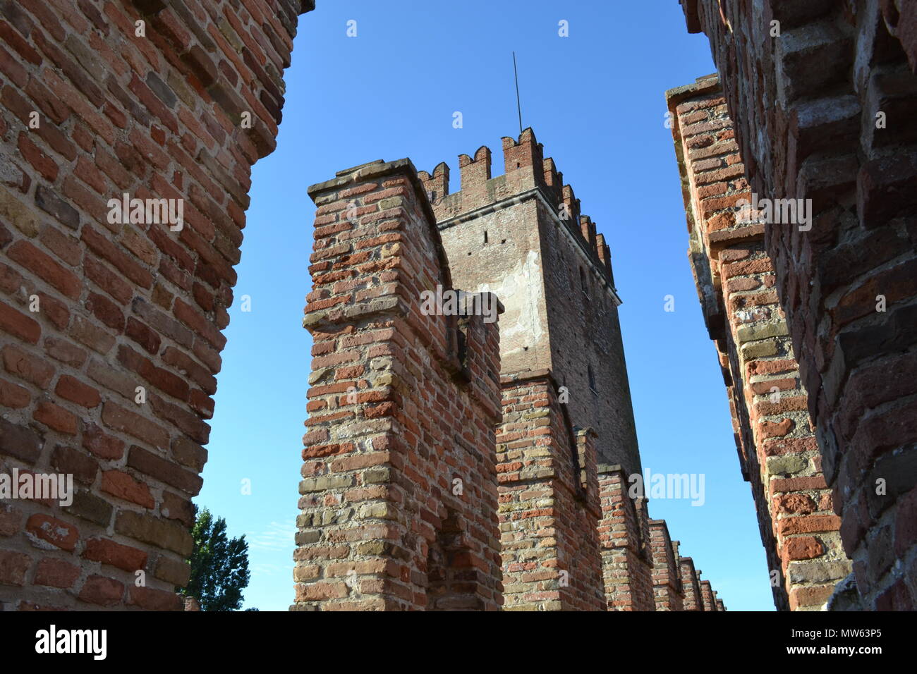 Historic castle of verona hi-res stock photography and images - Alamy