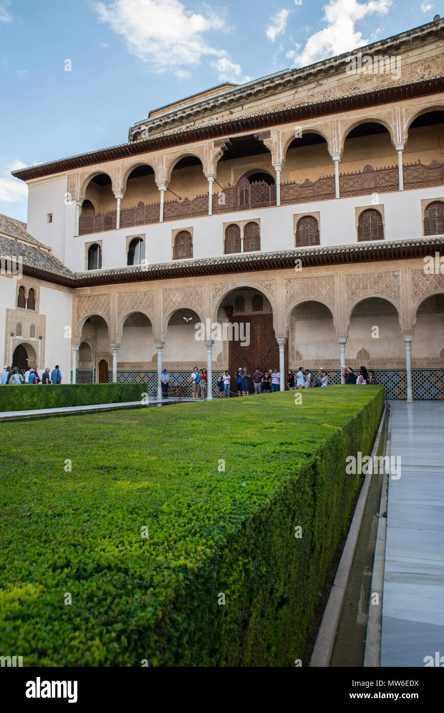 Patio De Los Arrayanes, Alhambra, Granada, Spain Stock Photo - Alamy