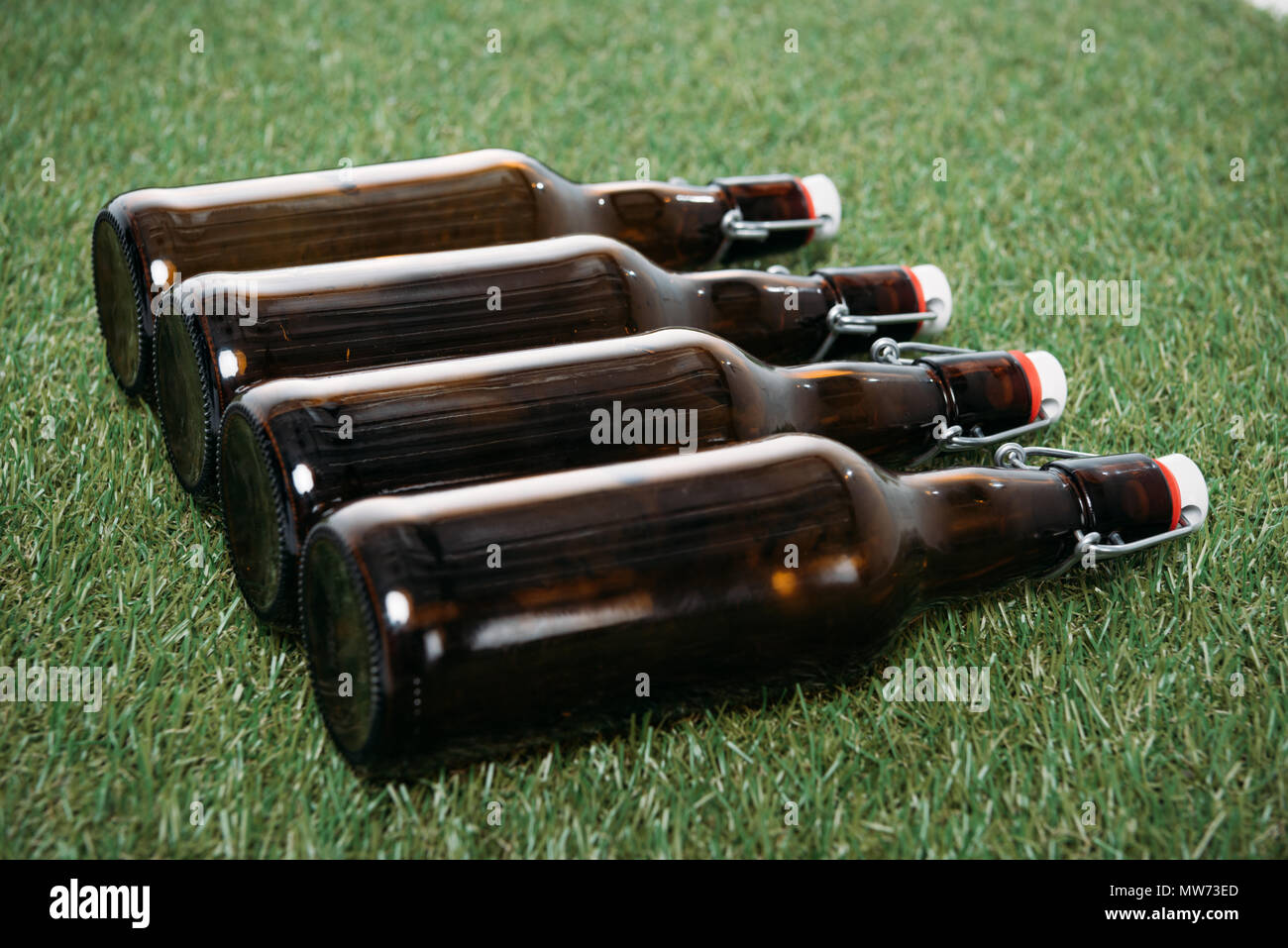 Side view closed beer hi-res stock photography and images - Alamy