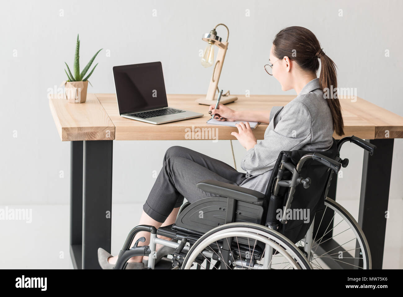 Side view empty wheelchair hi-res stock photography and images - Alamy