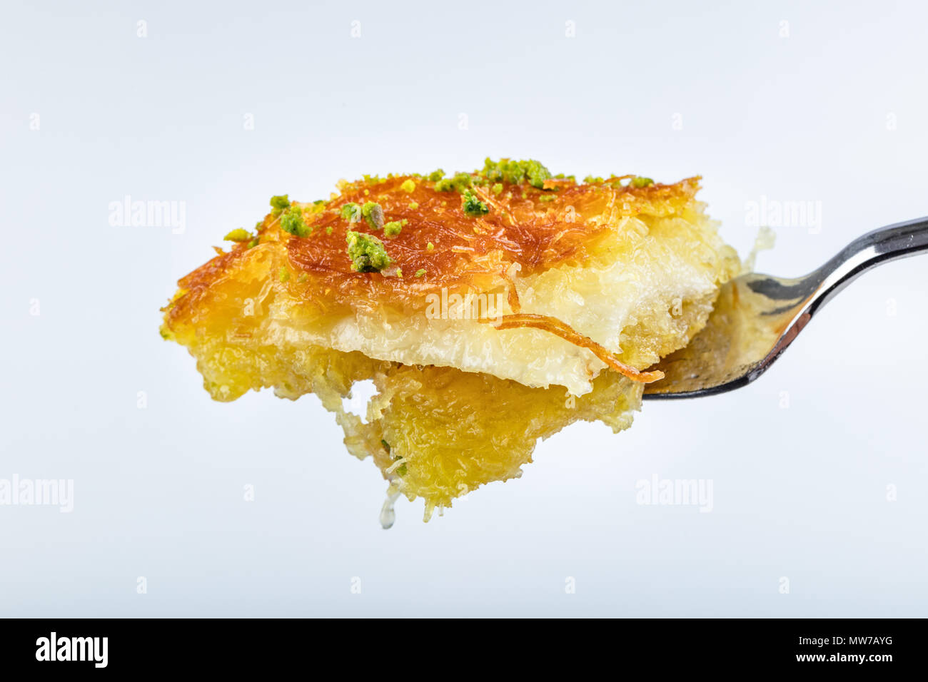Traditional Turkish Dessert Kunefe (kadayif Stock Photo - Alamy