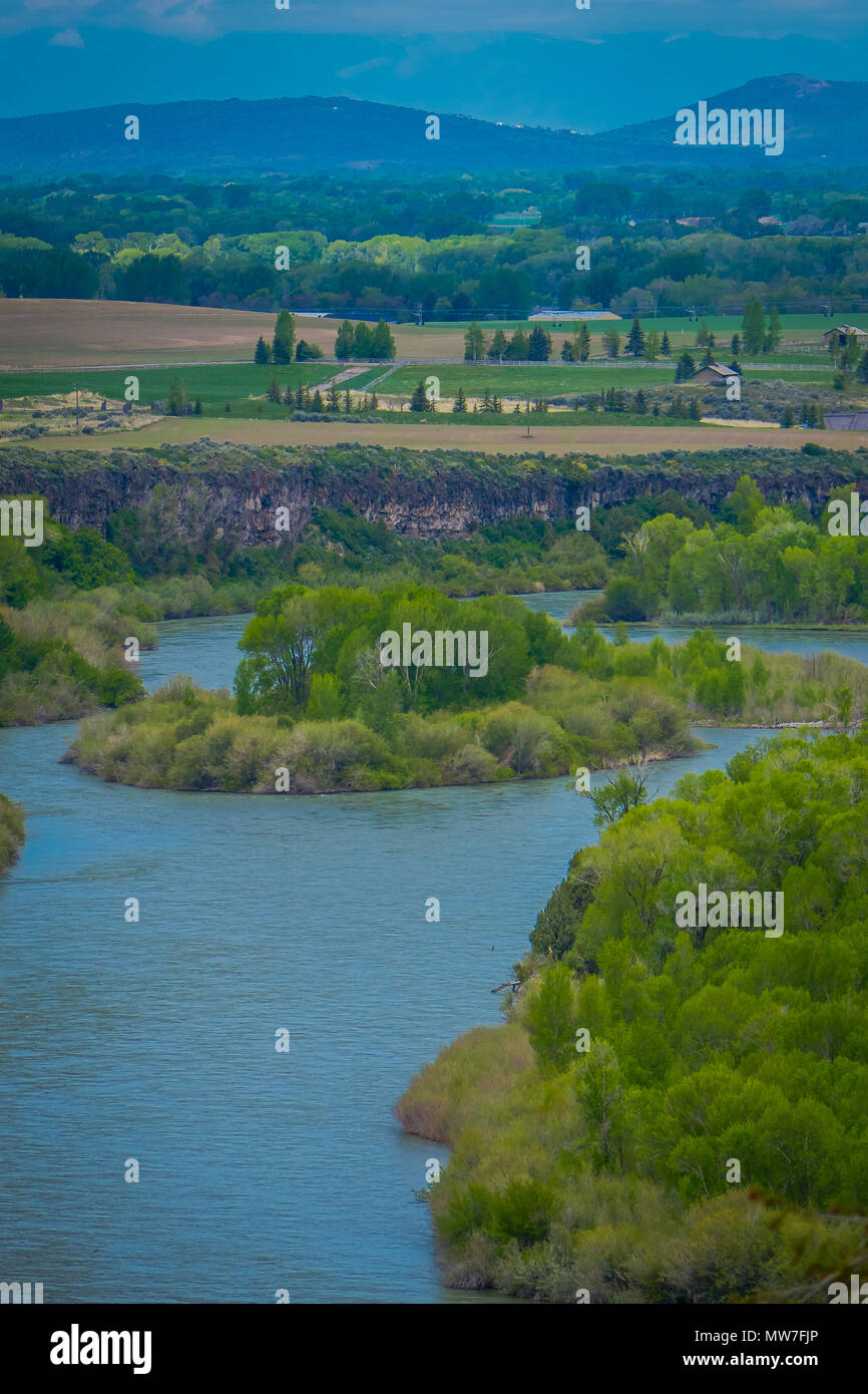 Beautiful landscape of the Snake River meandering through the desert of ...