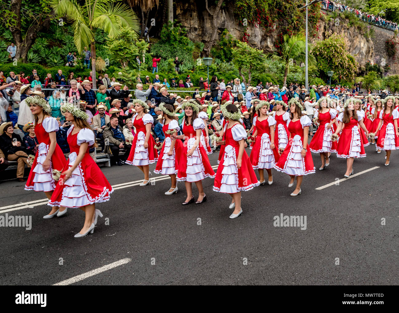 Dancers in the main Madeira Flower Festival parade Stock Photo - Alamy