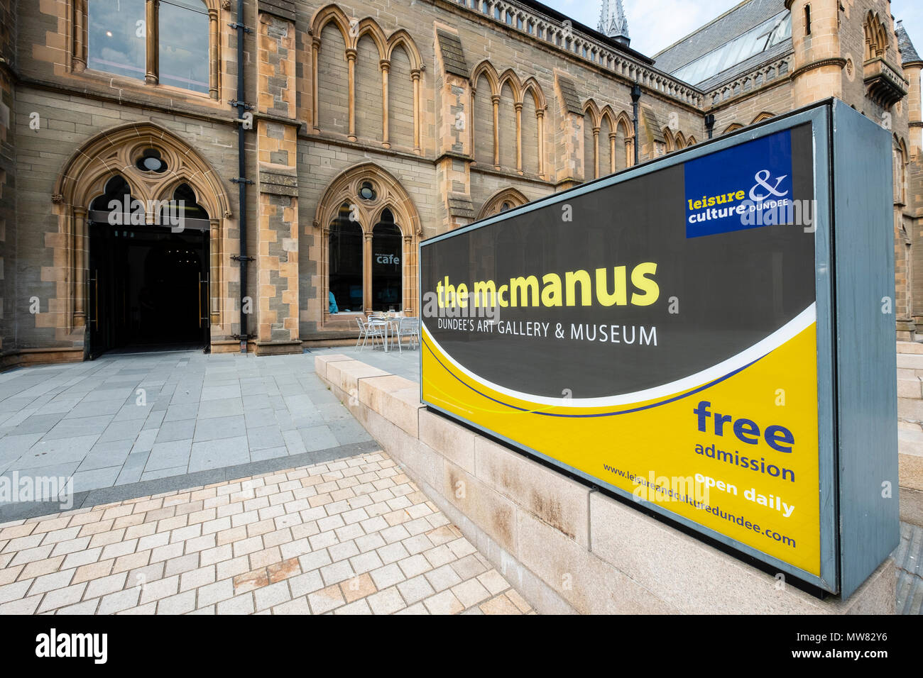 View of the McManus art gallery and museum in Dundee, Tayside, Scotland, UK Stock Photo - Alamy