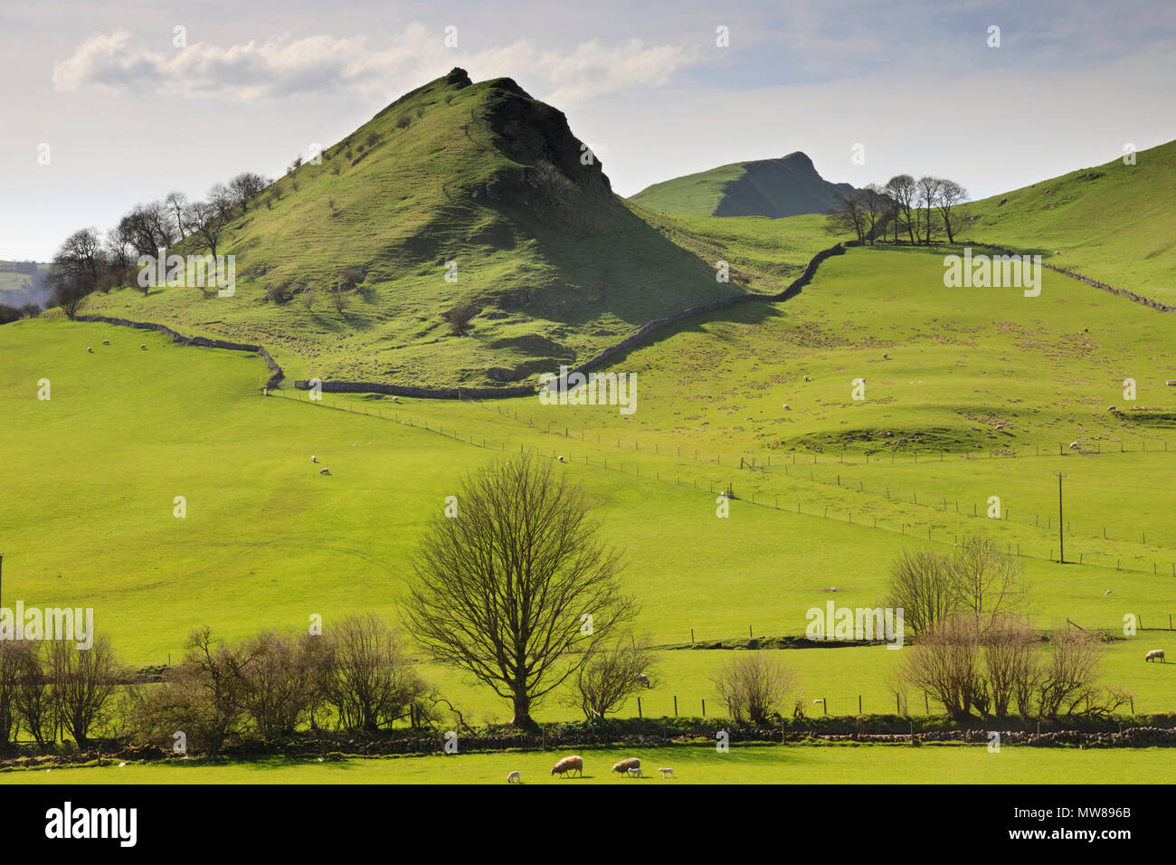 Parkhouse and Chrome Hills in the Peak District National Park Stock ...