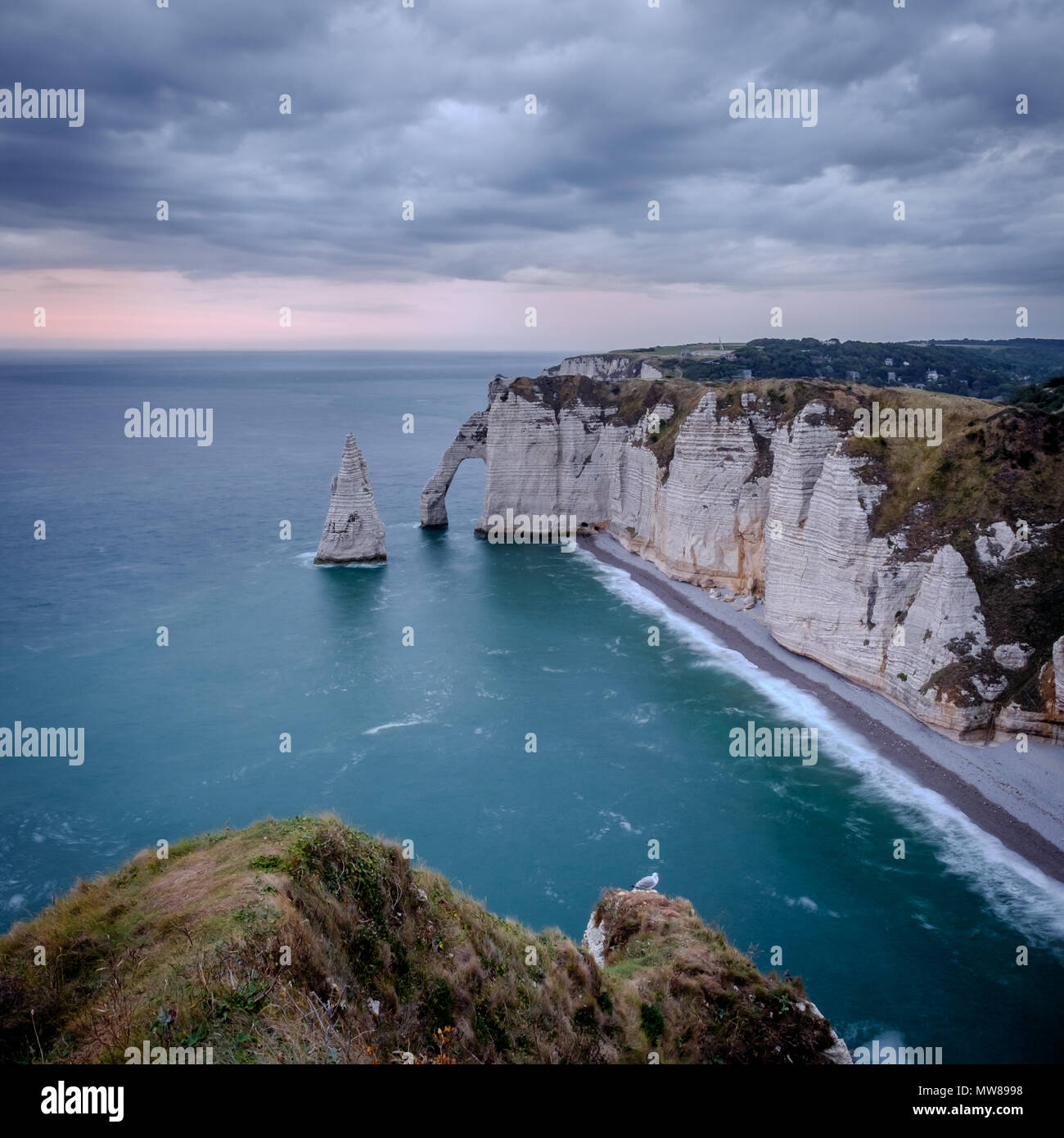 Etretat at sunset hi-res stock photography and images - Alamy