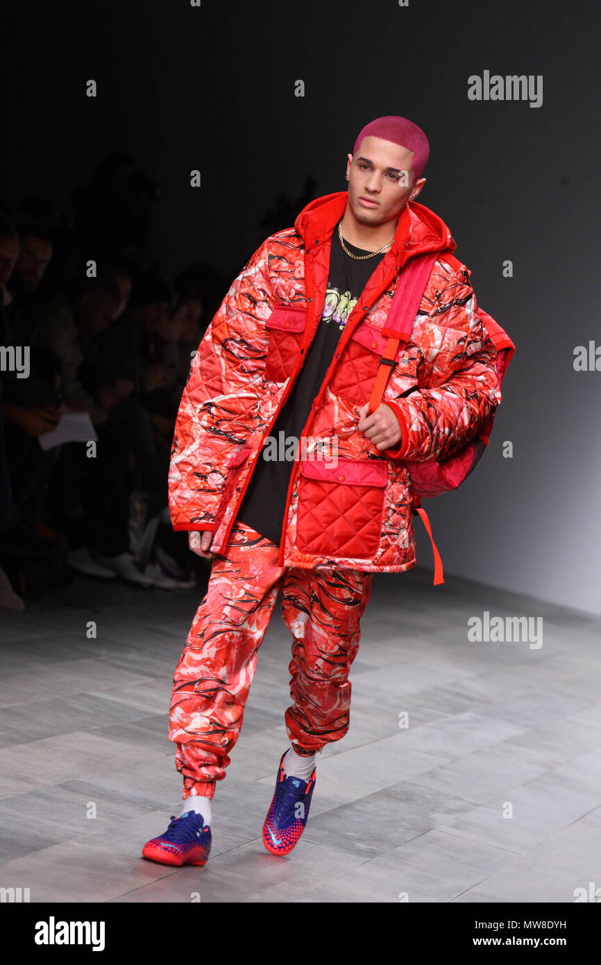 Cassette Playa Autumn Winter Fashion Collection designed by Carri ...
