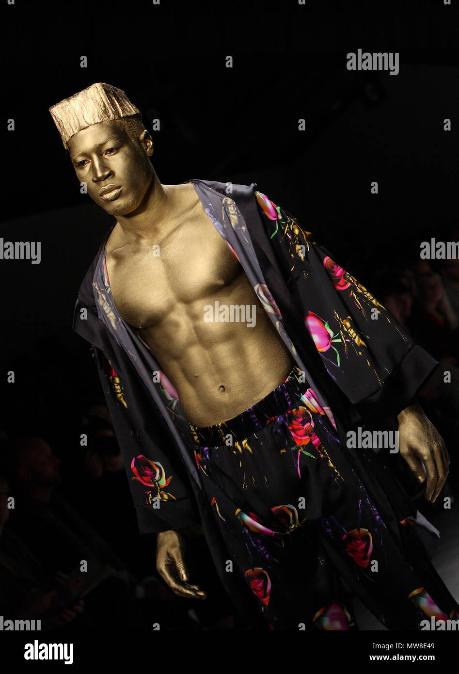 Cassette Playa Autumn Winter Fashion Collection designed by Carri ...